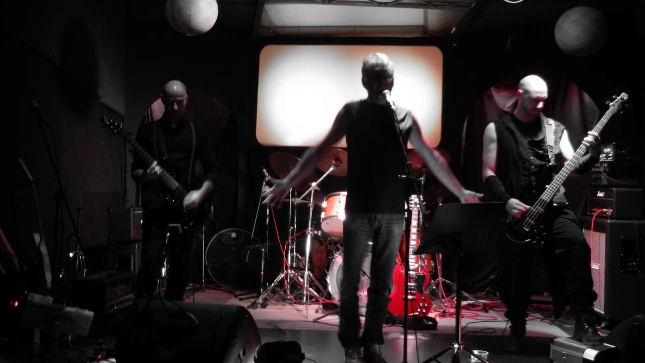 Pulsion grax sort son premier album : Passage - Ulule