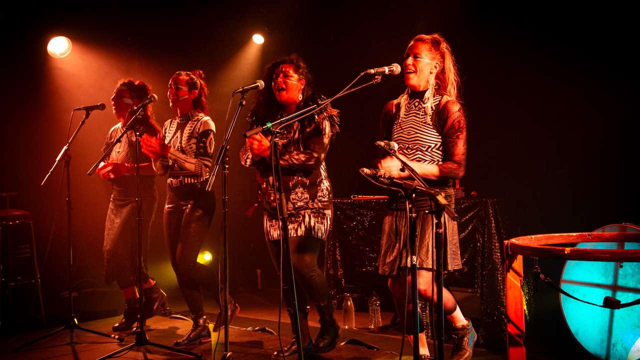 !! ZeNew Witches Album !! - Ulule