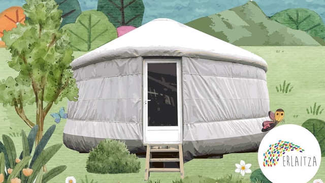 Our school in a yurt/ Gure eskola yurtetan