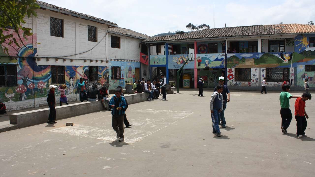 Pour les enfants de l'école Transito Amaguaña