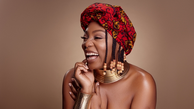 Arielle Diba : Premier EP "Black Magic" - Ulule