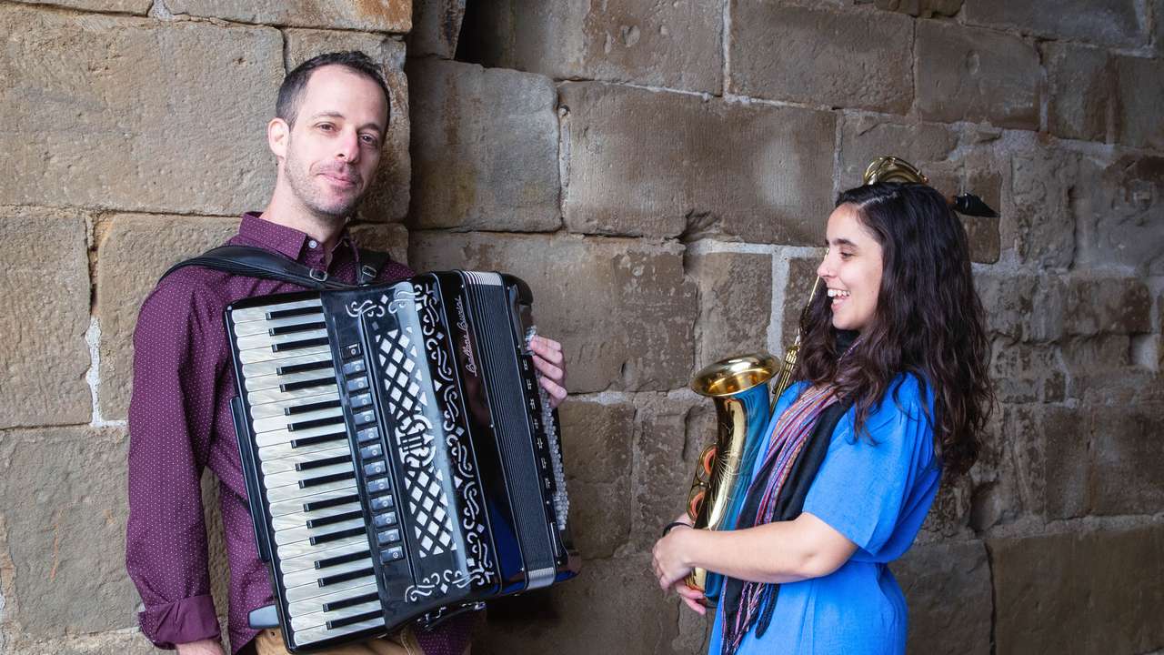 Pre-sale of our debut album "Kuentista" - Ulule