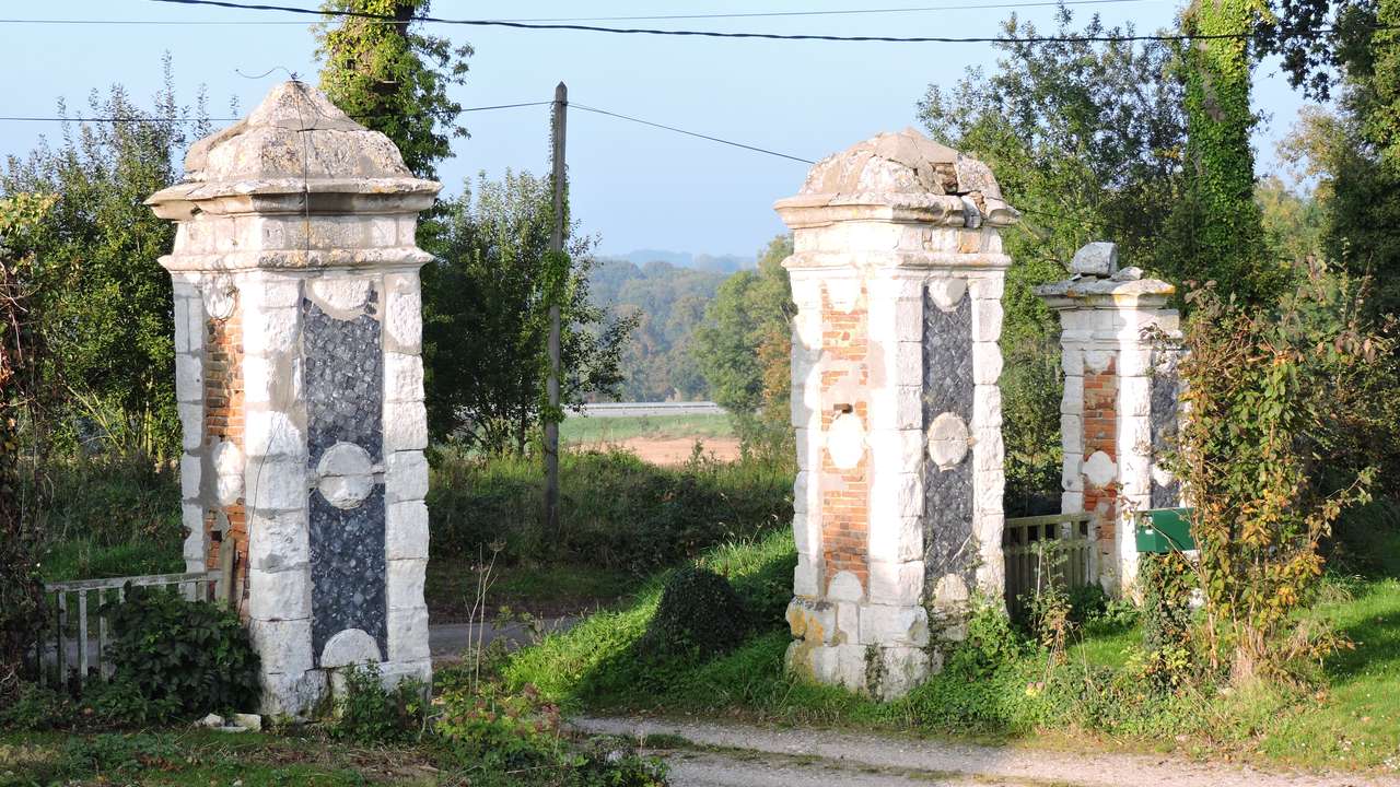 Restaurer les Piliers d'un Clos Masure