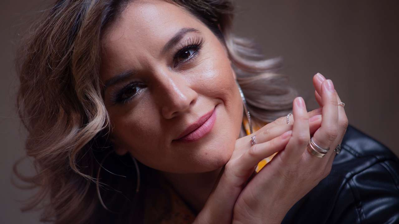 Roxana LÉA - Premier EP!