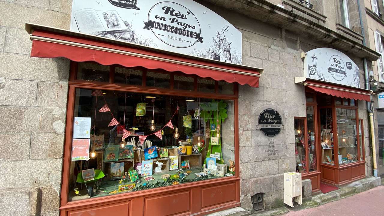 Participez aux 40 ANS de RÊV EN PAGES ! 📚