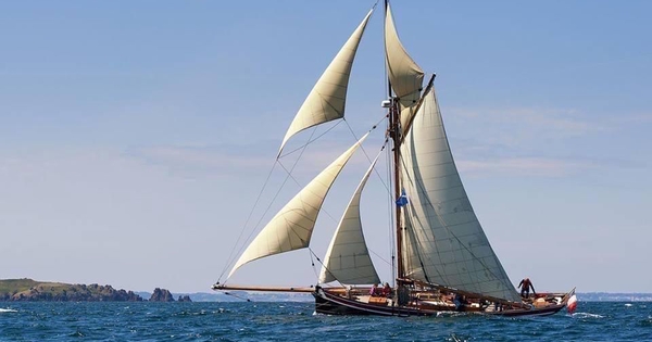 Rénovation du Saint Michel II, bateau de Jules Verne