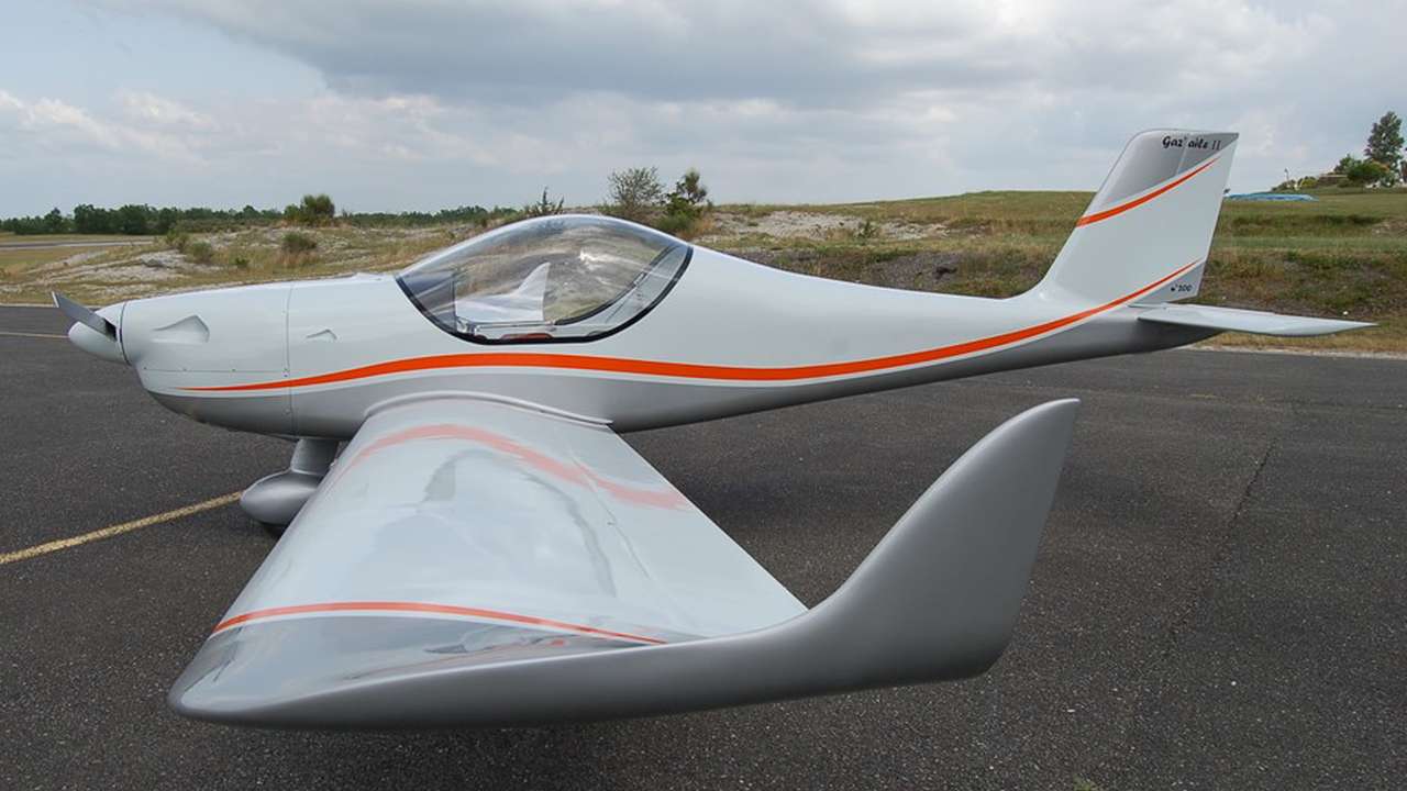 Un avion fabriqué par les élèves pour les élèves
