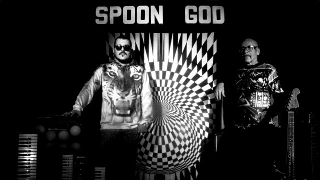 SPOON GOD