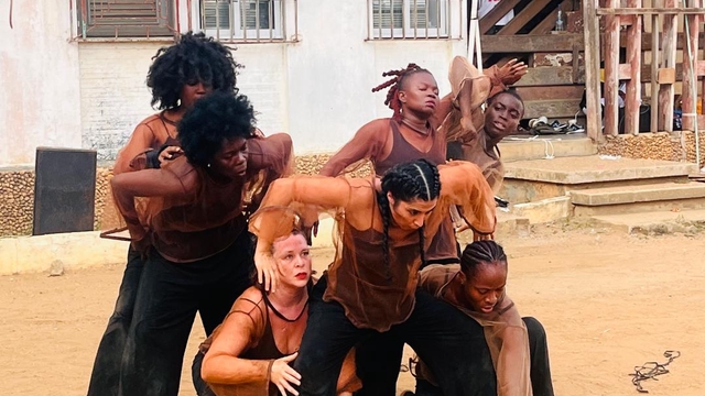 VIVANTES - Danser pour exister. Quand le mouvement libère