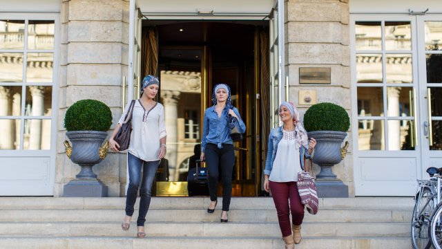 turbans and head scarves Emma Lebré