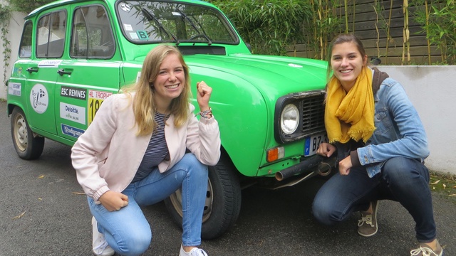 Estelle et Garance au 4L Trophy 2017