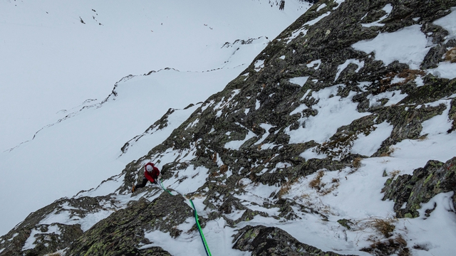 Equipement des voies de mixte de l'Index (Chamonix)