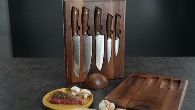 4-in-1 Chopping Board and Knife Set - Ulule
