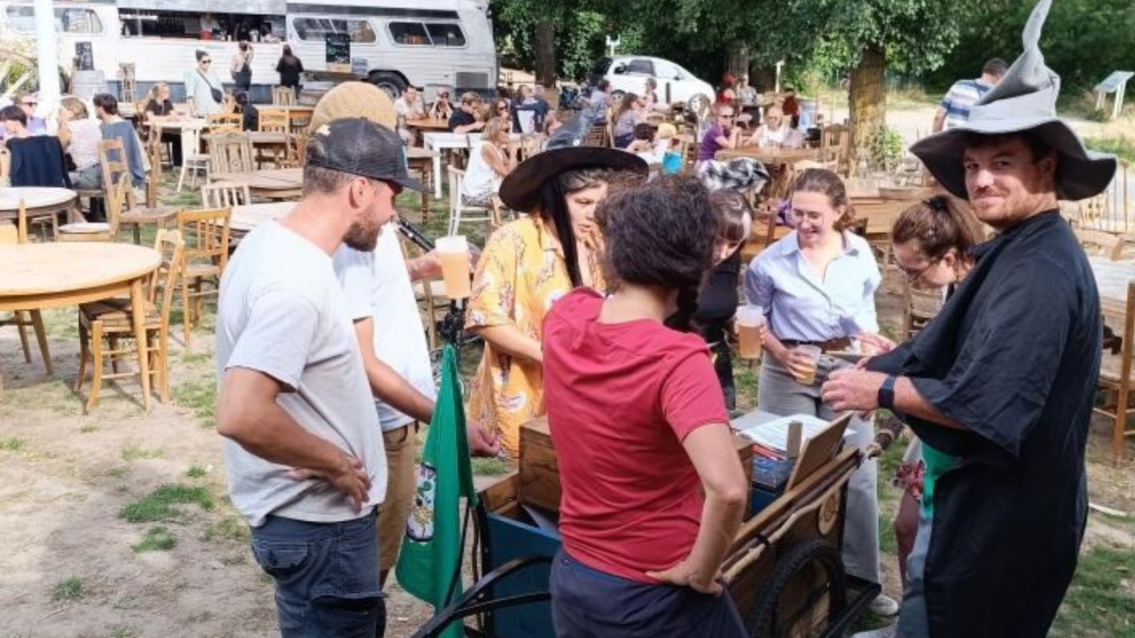 l'Aventure de la Troupe à Léone