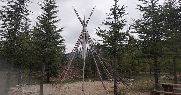 Un nouveau tipi pour l'Oasis à Moustiers sainte Marie