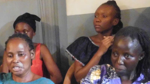 arobase-esperluette - Ulule