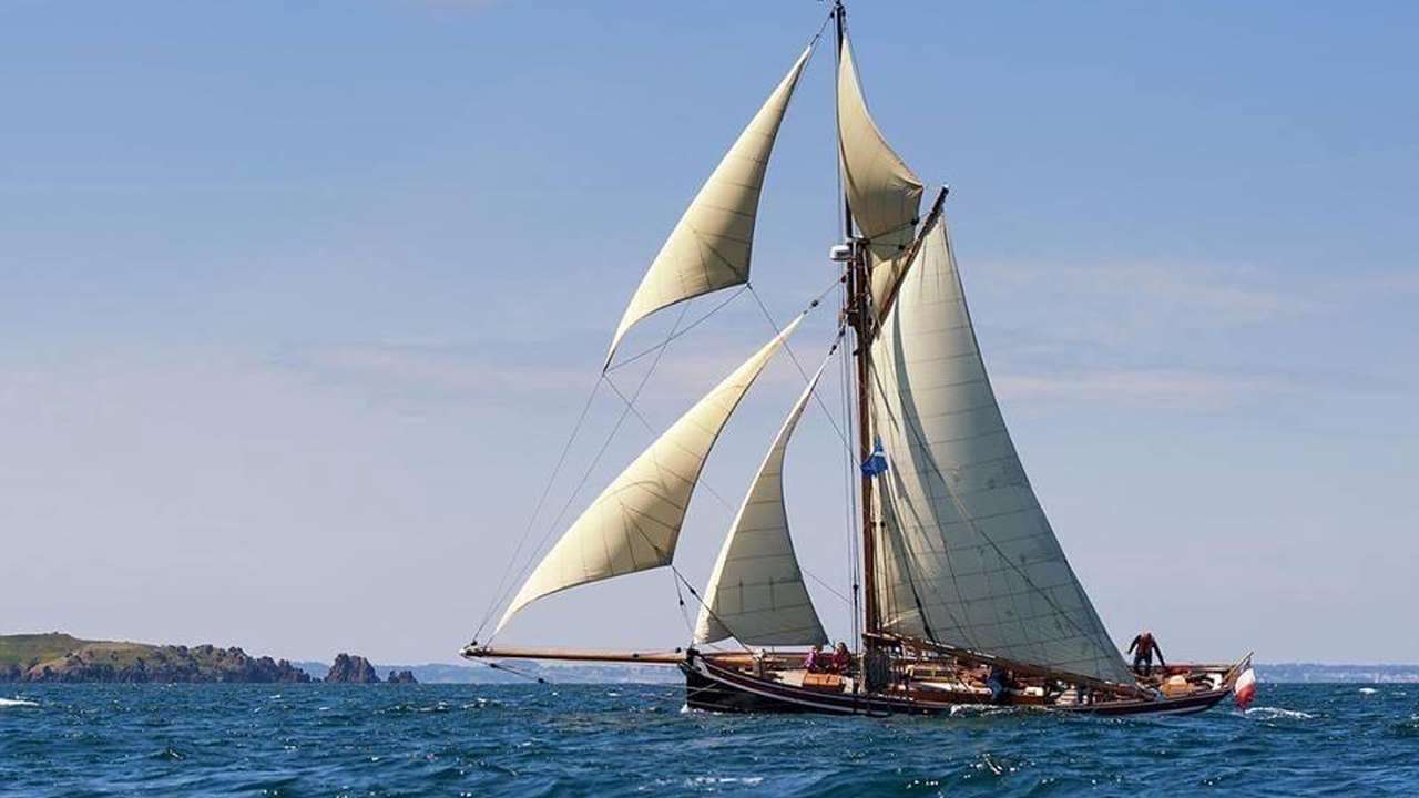 Rénovation du Saint Michel II, bateau de Jules Verne