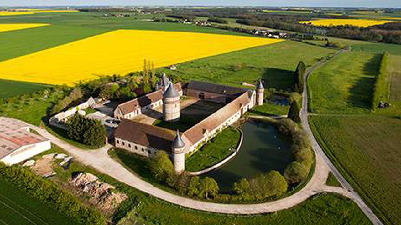 Rénovation du donjon de la Ferme du Plessis