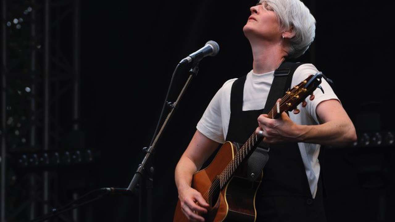 JESS HATTON-BROWN - EP 'River, River, River'