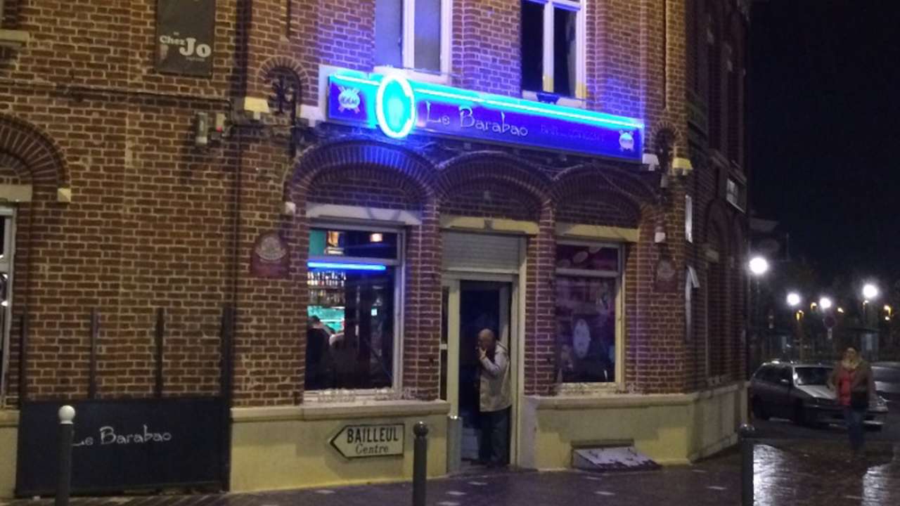 Maintien d'un lieu de vie culturel à Bailleul (59)