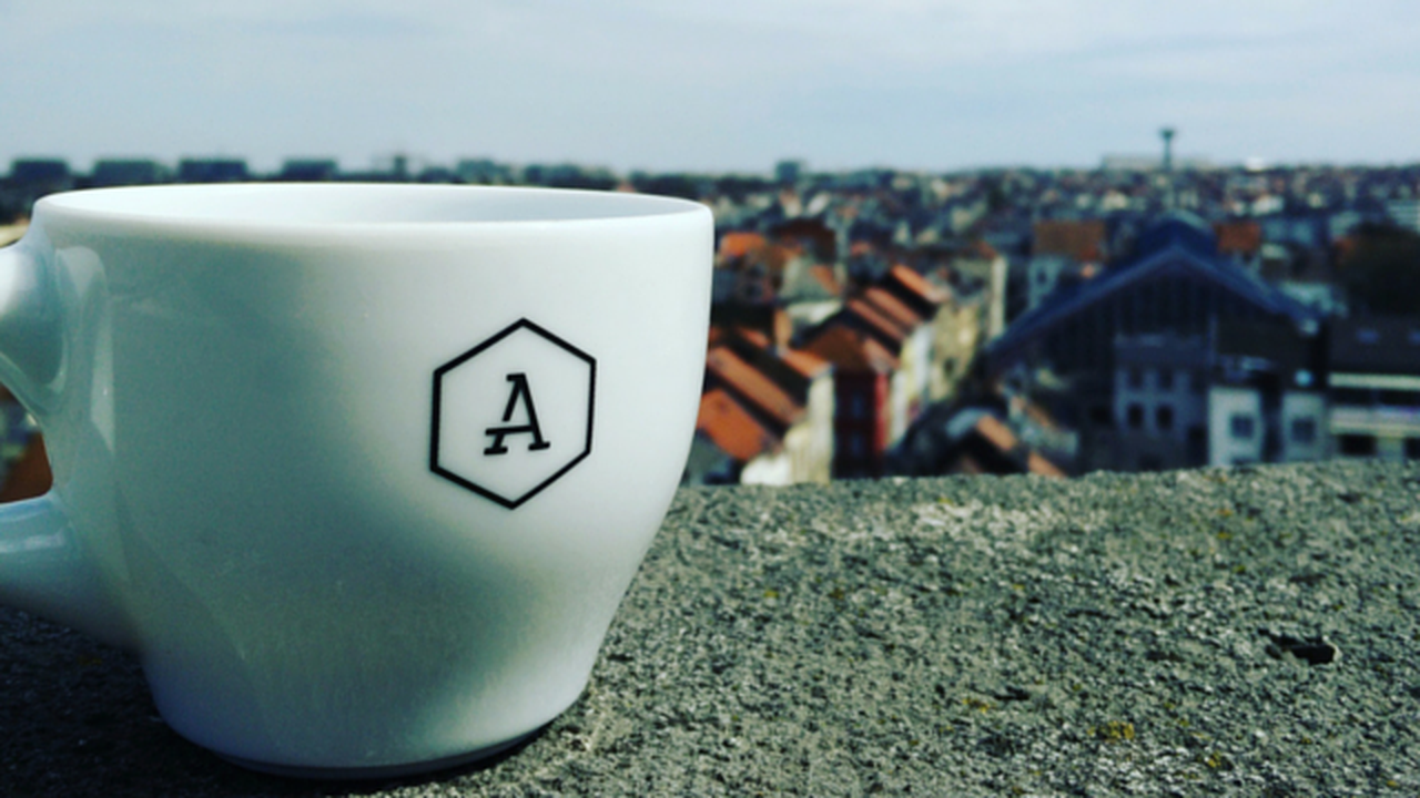 Apex Coffee: Crowdfunding Coffee Bar - Ulule