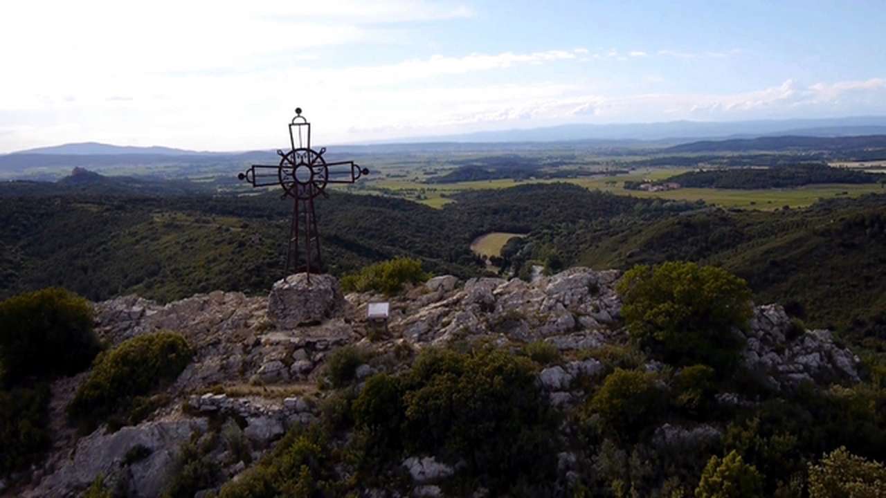 Il faut sauver la Croix de Fontfroide - Ulule