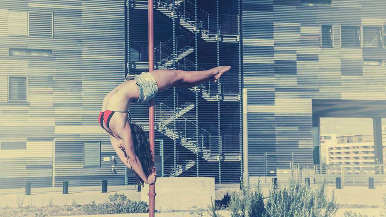 Reprise d'un studio de Pole Dance
