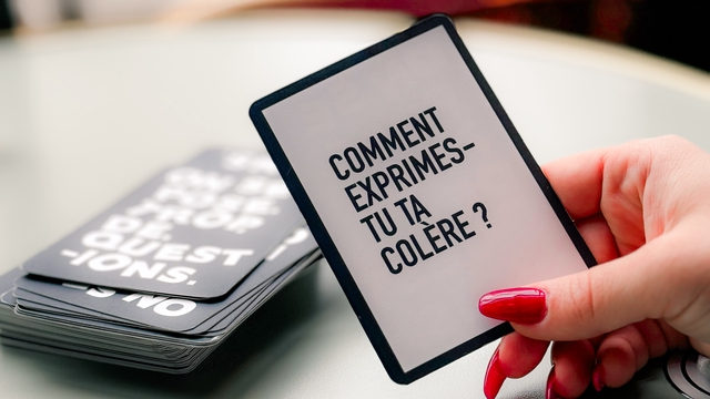 [ VALIDÉE] Jeu de cartes "On se pose trop de questions" - Ulule