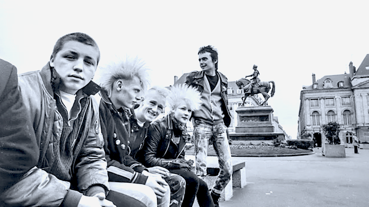 Quand Jeanne d'Arc était Punk - 1981-2024 Komintern Sect - Ulule