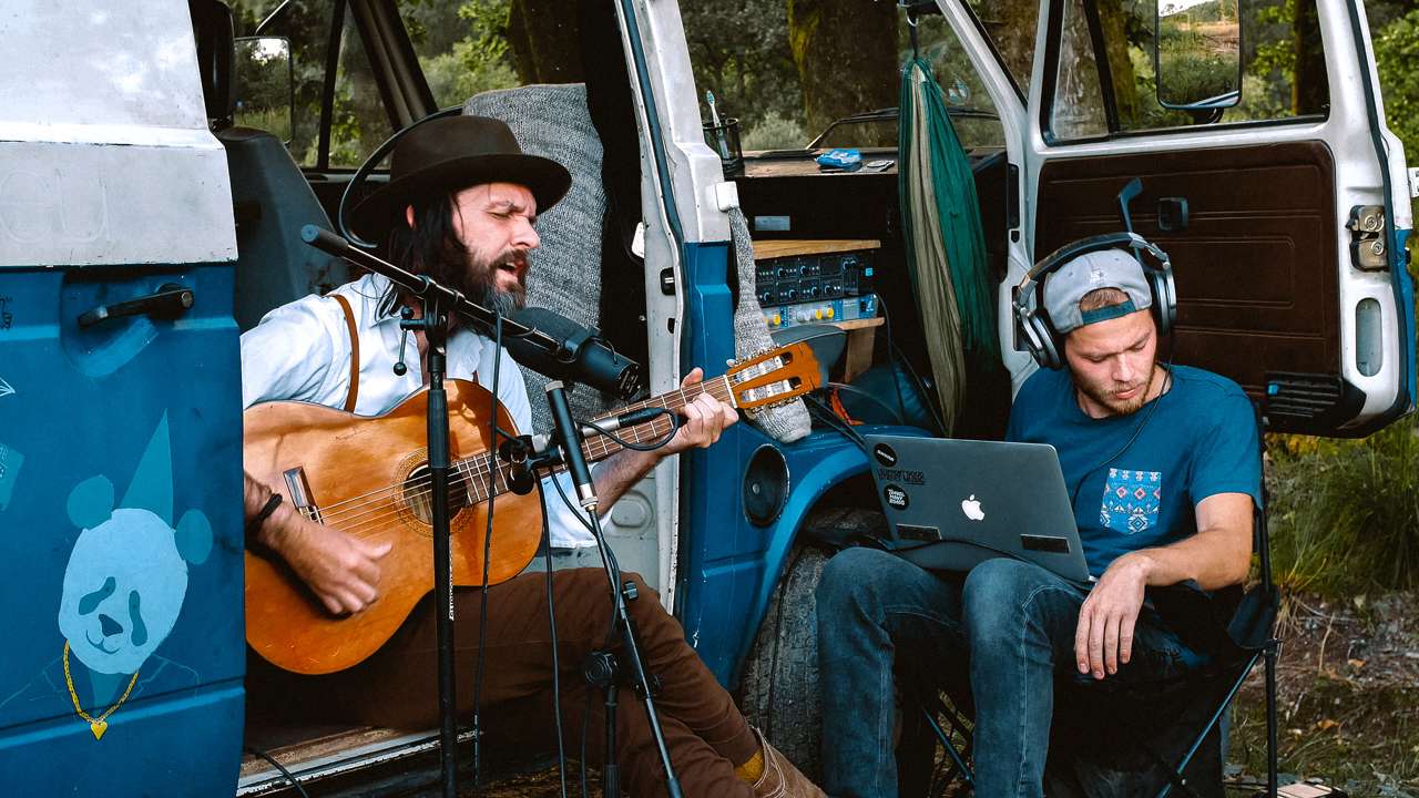 Sounds Like Van Spirit: Europe's Pavement Melodies